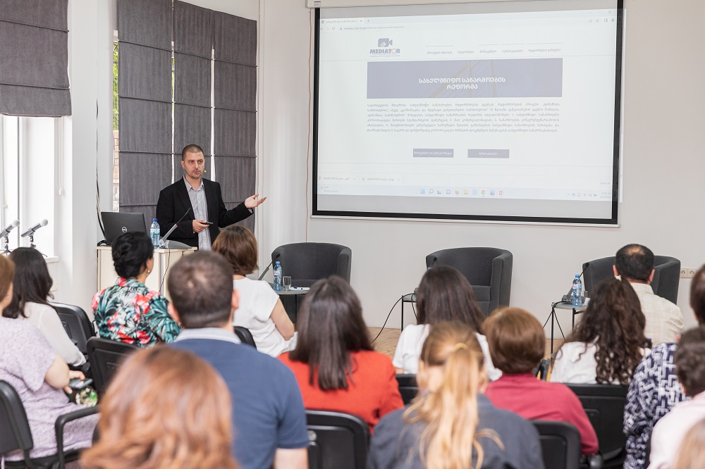 ISET Policy Institute hosts journalists for training within the ...